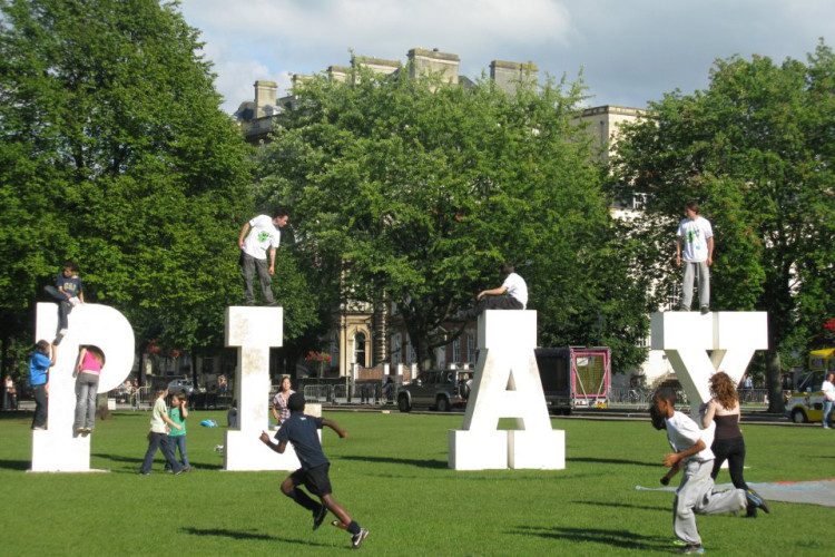 A Manifesto for Play – The Playwork Foundation